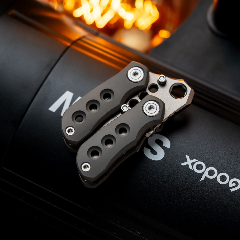 Wanwu V-BLOOD Balisong Prybar | Prybar | MetaEDC